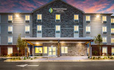 Extended Stay Hotel in Elgin, IL | WoodSpring Suites Elgin - Chicago