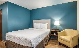 Extended Stay Hotel in Elgin, IL | WoodSpring Suites Elgin - Chicago