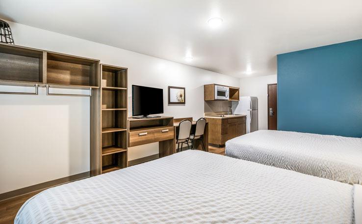 Extended Stay Hotel in Elgin, IL | WoodSpring Suites Elgin - Chicago