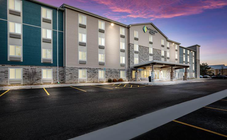 Extended Stay Hotel in Gurnee, IL | WoodSpring Suites Gurnee - Chicago