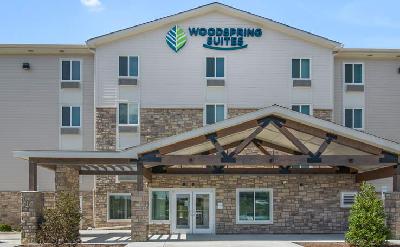 Extended Stay Hotel in Fort Mill, SC | WoodSpring Suites Fort Mill