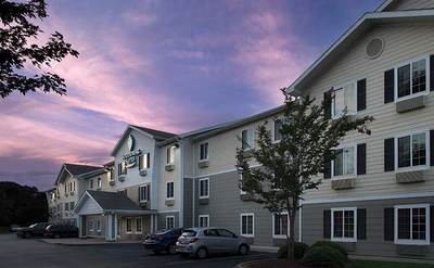 Extended Stay Hotel in Duncan, SC | WoodSpring Suites Spartanburg ...