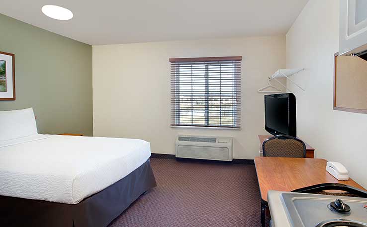 Extended Stay Hotel in Fort Wayne, IN | WoodSpring Suites