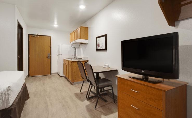 Extended Stay Hotel in Conroe, TX | WoodSpring Suites Conroe