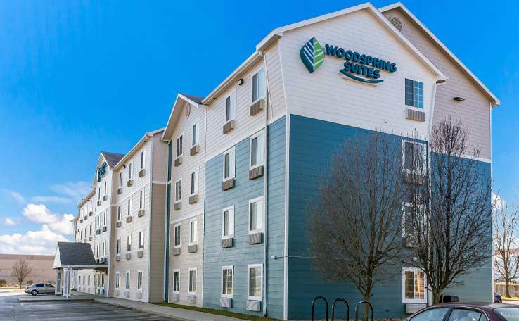 Extended Stay Hotels | WoodSpring Suites