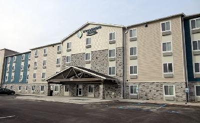 Extended Stay Hotels Near Chicago, IL | WoodSpring Suites
