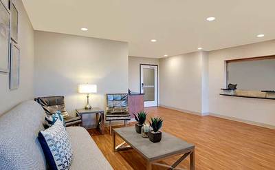 Extended Stay Hotel in Frederick, MD | WoodSpring Suites Frederick I-70