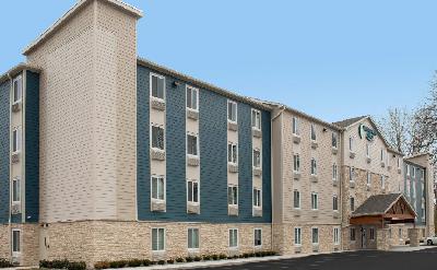 Extended Stay Hotels | WoodSpring Suites